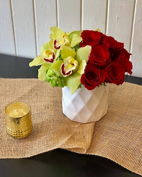Roses Tustin | Red, Pink & Luxury Rose Delivery by Flowers by Coley