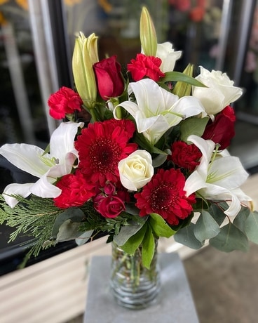 Free Flower Delivery on Premium Bouquets in Virginia Beach VA | Norfolk ...