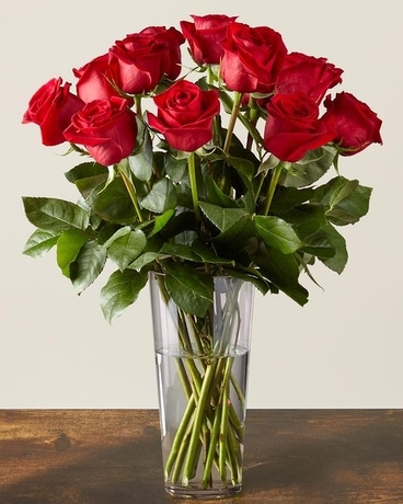 Valentine's Dozen Roses in Washington DC - Lee's Flower Shop