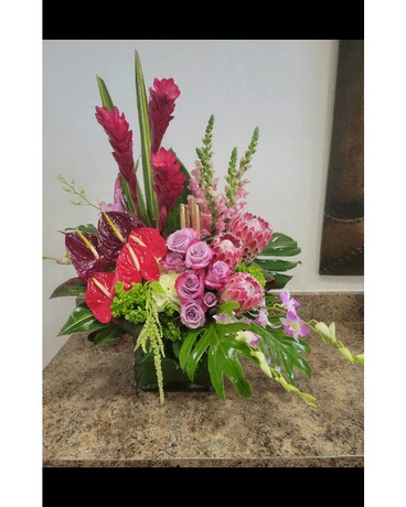 Custom arrangements Delivery Costa Mesa CA - Artistic Florists