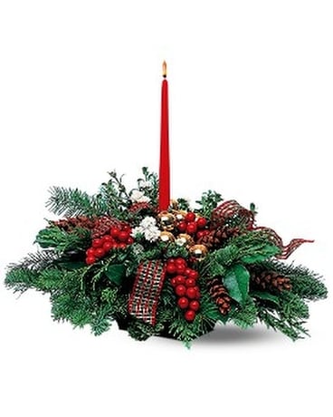 Single Candle Centerpiece in Bakersfield CA - White Oaks Florist