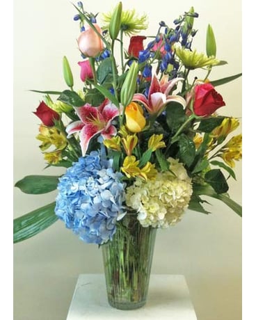 Naples Florist - Flower Delivery by Gene's 5th Ave Florist