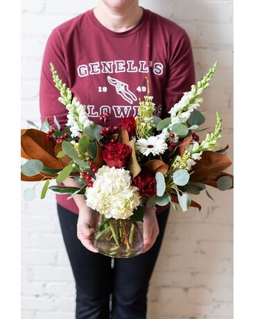 Piqua Florist - Flower Delivery by Genell's Flowers