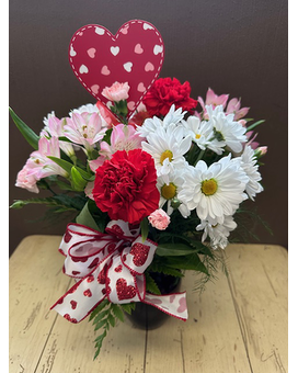 Oshkosh Florist - Flower Delivery by Hrnak's Flowers & Gifts