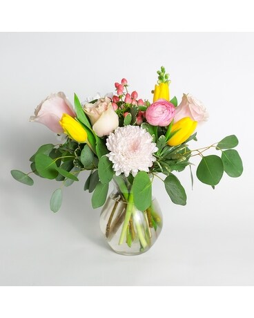 Overland Park Florist - Flower Delivery by Kathleen's Flowers