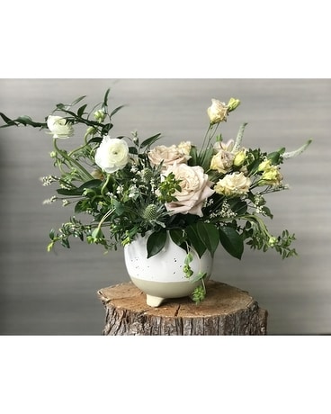 Classic Vivaldi in Victoria BC - Fine Floral Designs