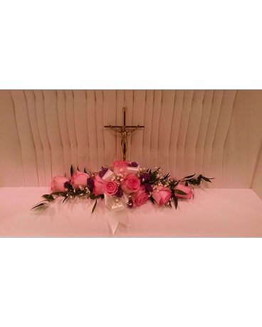 casket liner in Hartford CT - House of Flora Flower Market, LLC