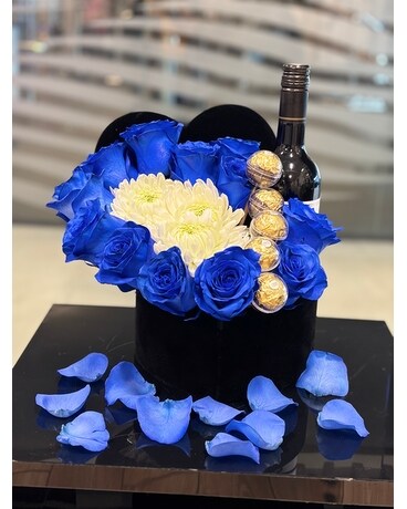 Blue Velvet in Miami FL - Brickell Ave. Flowers & Gifts