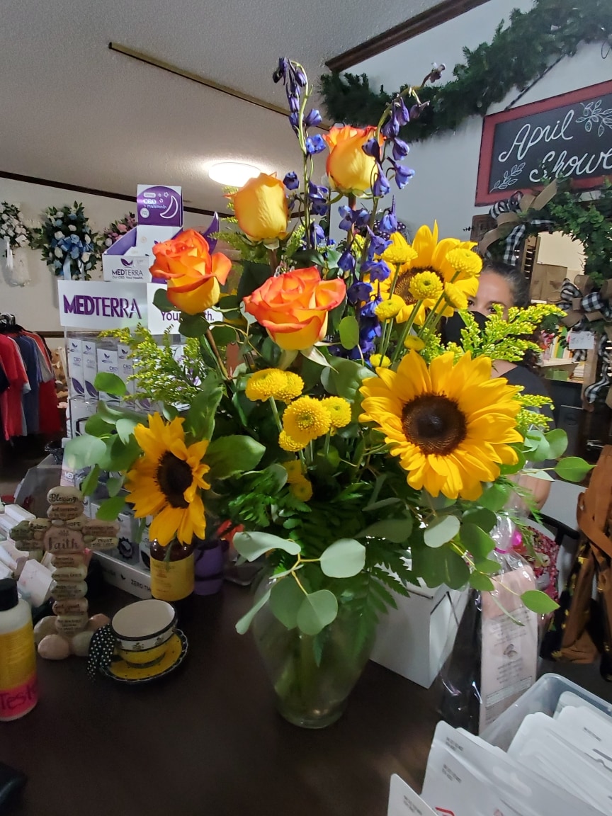 Florist Design Gallery | April Showers Florist