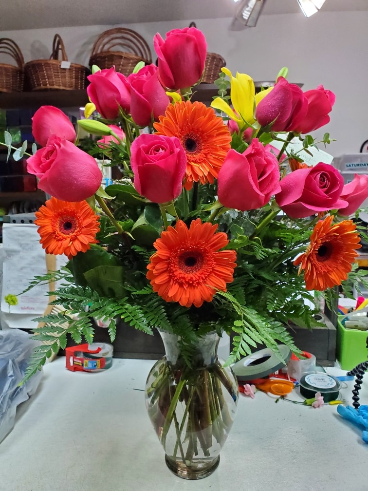 Florist Design Gallery | April Showers Florist