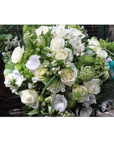 Bellevue Florist - Flower Delivery by CITY FLOWERS, INC.