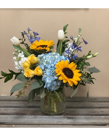 Mama Mia in Huntersville NC - Bells and Blooms