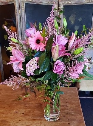 Dallas Florist - Flower Delivery by Village Garden & Gallery