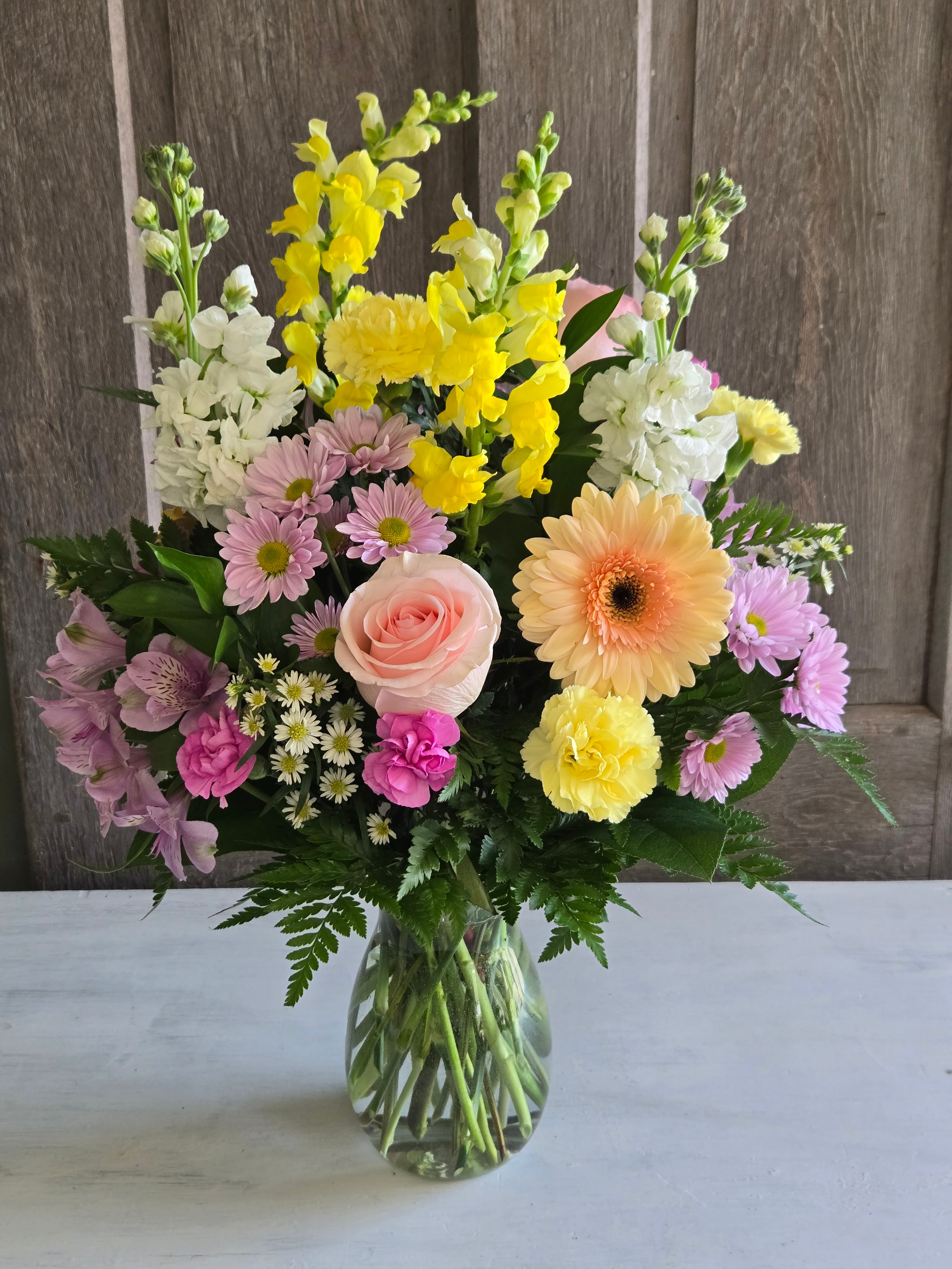 Birthday Flowers Delivery Georgetown IL - Flowers on Main, Inc.