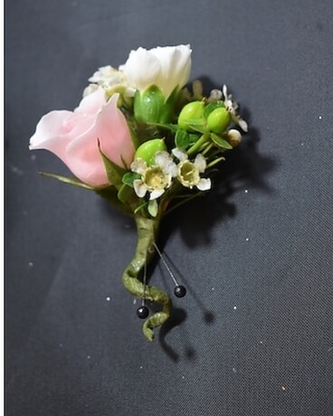 Spray Roses, Wax Flowers, Mini Carns and Hypericum in Midland MI ...