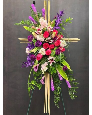 Standing Sprays Delivery in Owings Mills - Raimondi's Florist