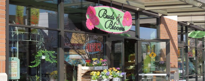 About Kent Buds & Blooms - Kent, WA Florist