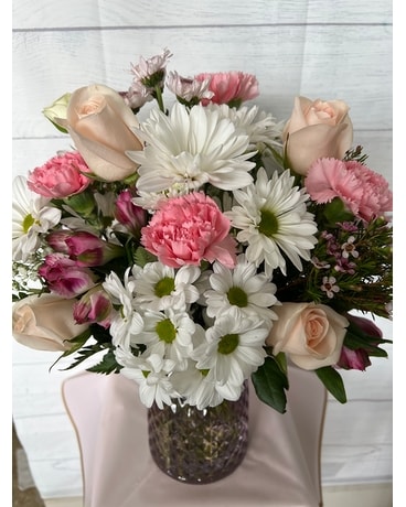 Marlton Florist - Flower Delivery by Millennium Flowers & Gifts
