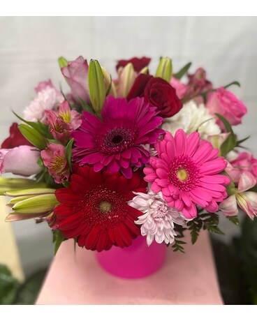 Marlton Florist - Flower Delivery by Millennium Flowers & Gifts