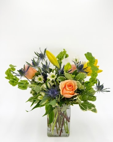 Windsor Florist - Flower Delivery by Li'l Flower Shop