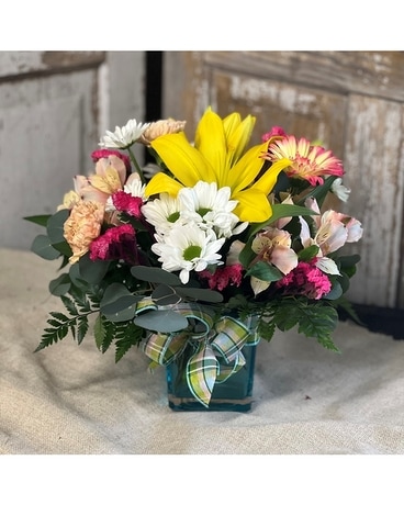 Make Someone Smile Flowers Delivery Shakopee MN - Pearson Florist