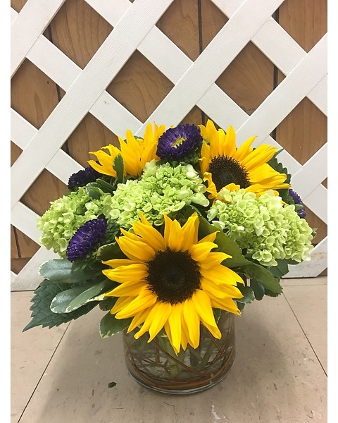 Sunflower And Hydrangea Centerpieces