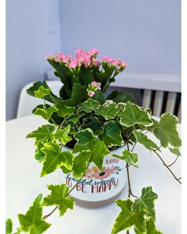 Kingston Florist - Flower Delivery by Pam's Flower Garden