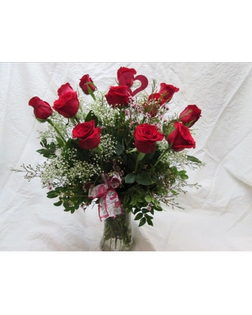 Anniversary Flowers Delivery Worcester MA - Holmes Shusas Florists, Inc