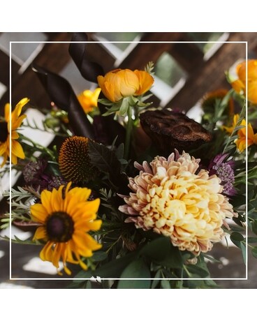 Arrangements Delivery Bend OR - Donner Flower Shop