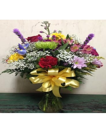 Dana's Bright & Cheerful Arrangement in Forest Hills NY - Danas Flower Shop
