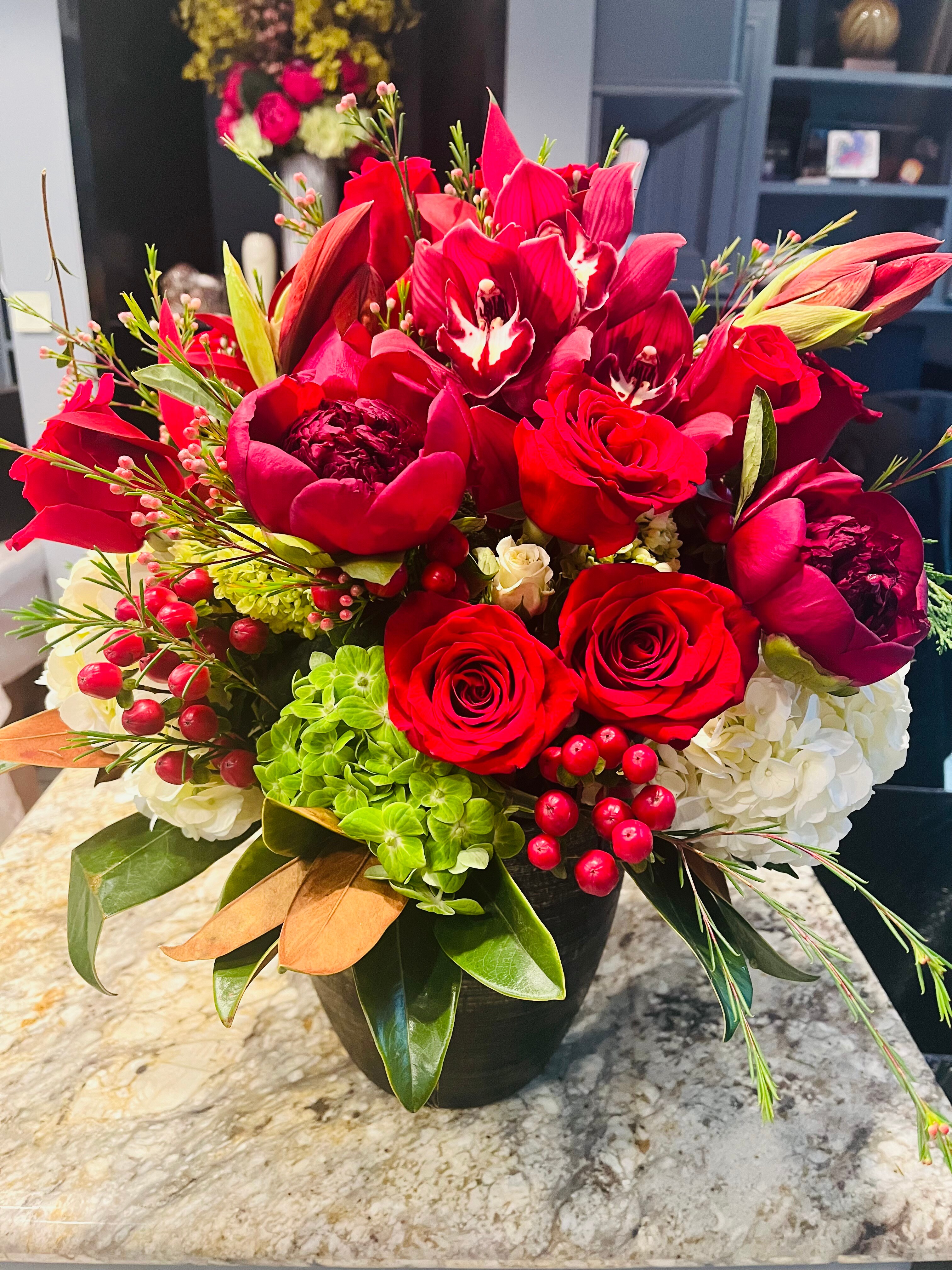 Houston Florist - Flower Delivery by River Oaks Flower House, Inc.