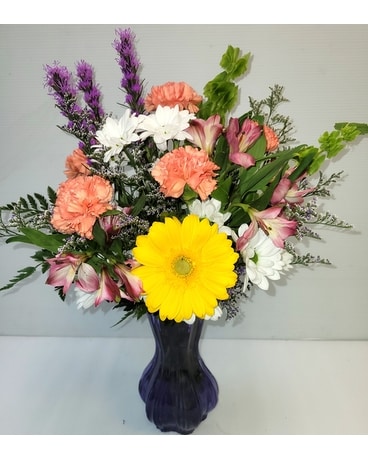Green Bay Florist - Flower Delivery by Schroeder's Flowers