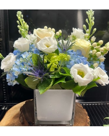 Fairfield Florist - Flower Delivery by Fairfield Florist